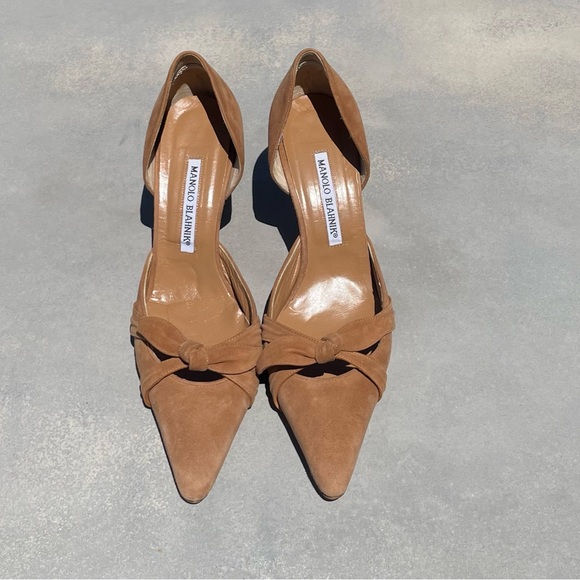 Manolo Blahnik | Shoes | Manolo Blahnik Suede Kitten Heels | Poshmark